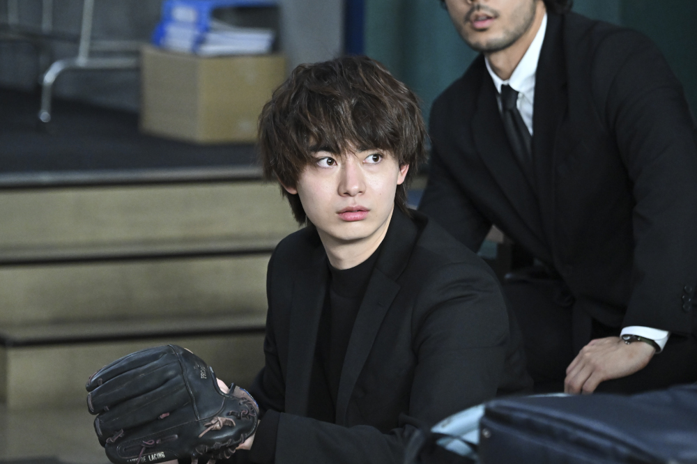 豊田裕大、アクションに初挑戦！金曜ドラマ『DOPE 麻薬取締部特捜課』現場で受けた刺激と気づき｜TBSテレビ